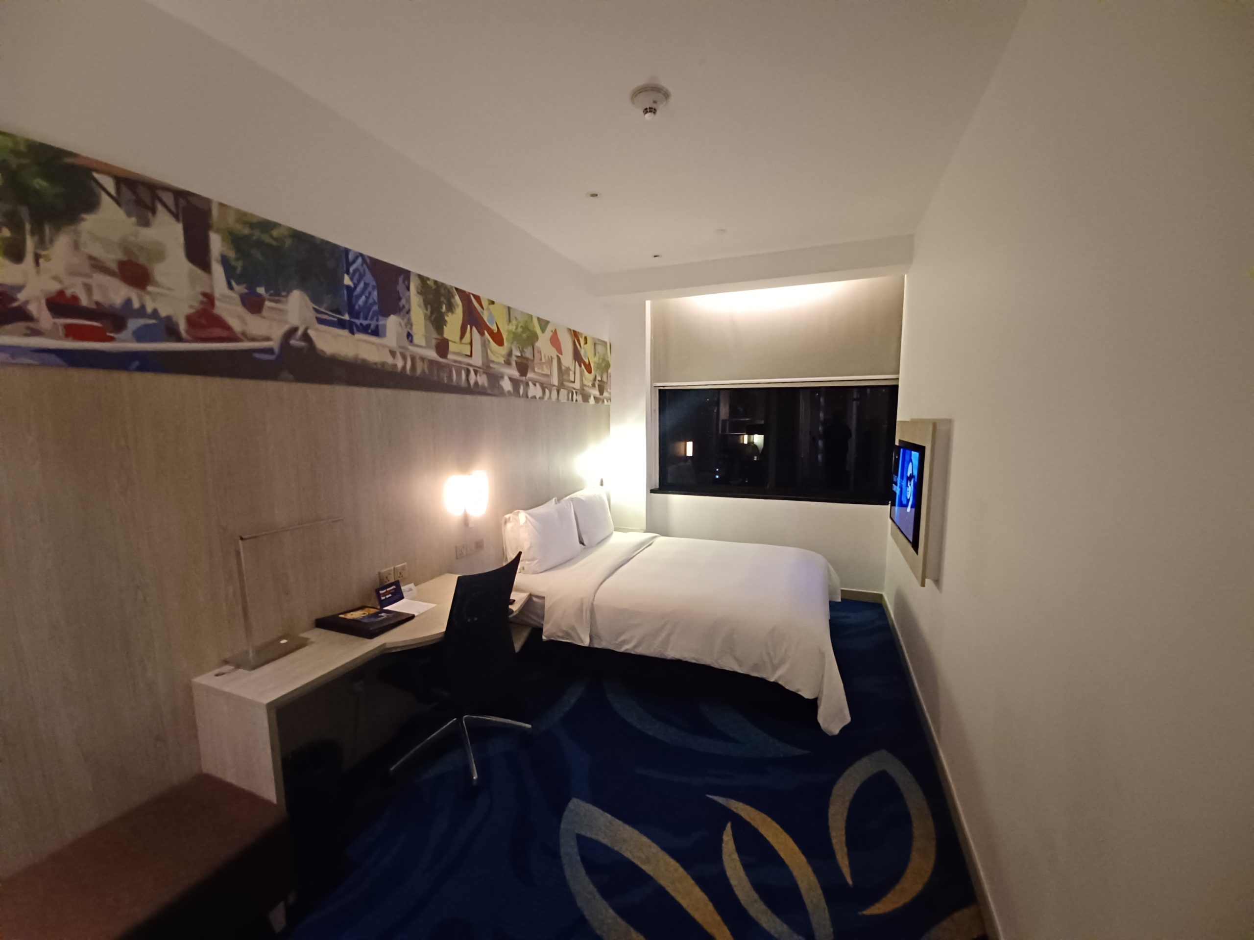 Hotel Review - Holiday Inn Express, Kuala Lumpur City Centre, Malaysia ...